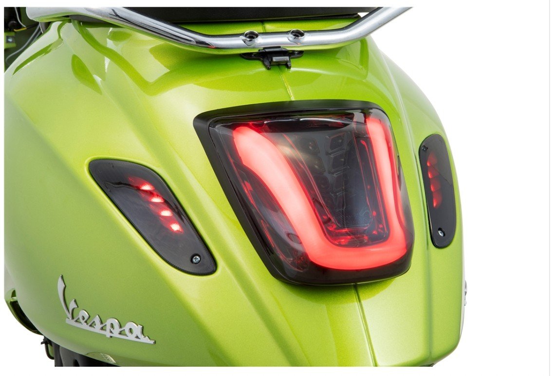 Rear Light SIP MK II Gloss & Matt Black | Vespa Primavera/ – Falan Parts