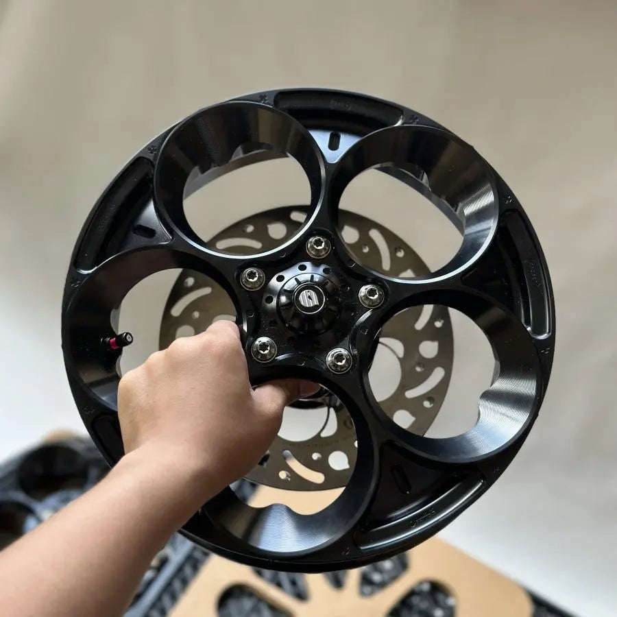 Rim Set MARU'S Factory W255 Black | Vespa GTS/GTS Super/GTV/GT 60/GT/GT ...